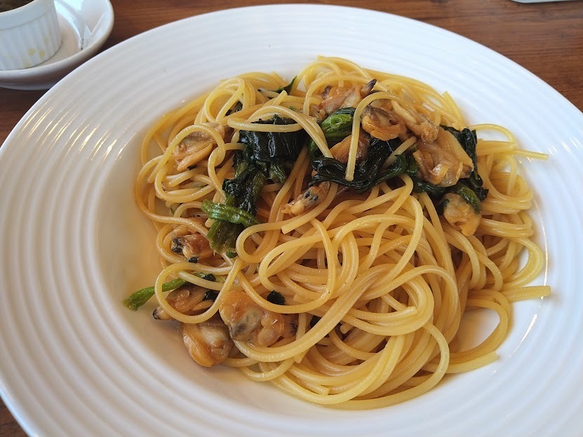 オリーブの丘【西上尾店】: 宮原から食べ歩き♪